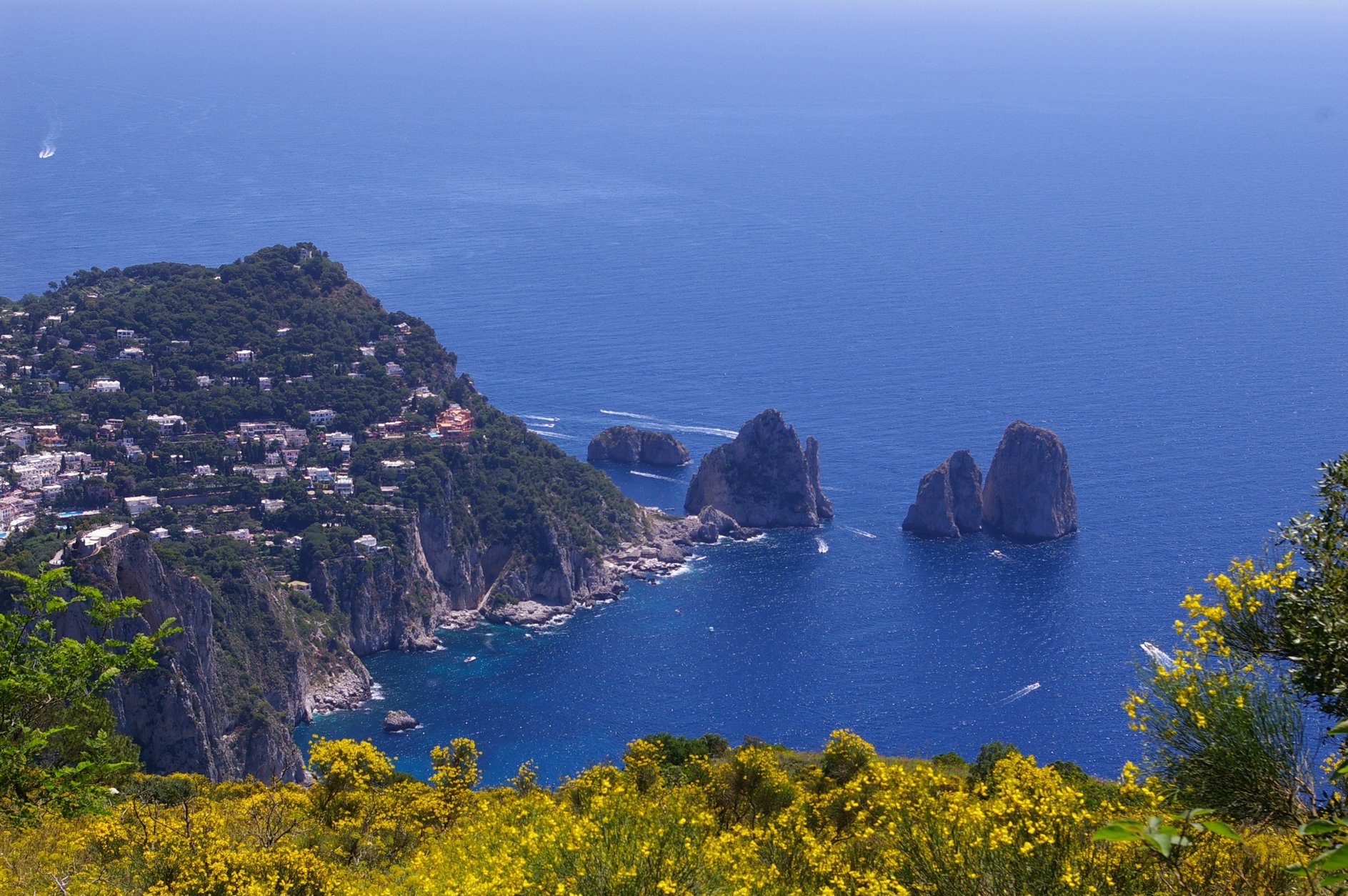 The Best Hikes on the Island of Capri